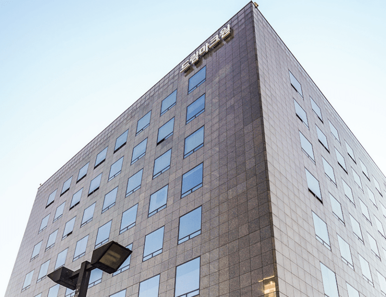 South Korea Colocation Solutions | Epsilon Telecommunications